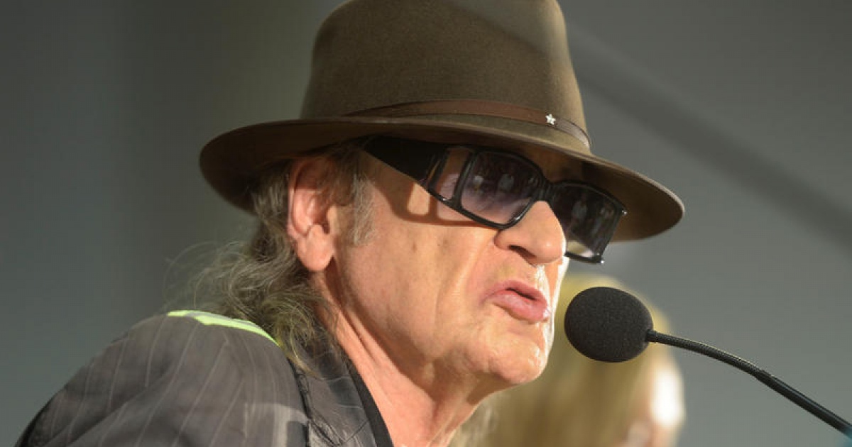 Udo Lindenberg und Unicef starten Mitmach-Aktion mit Peace-Zeichen ...