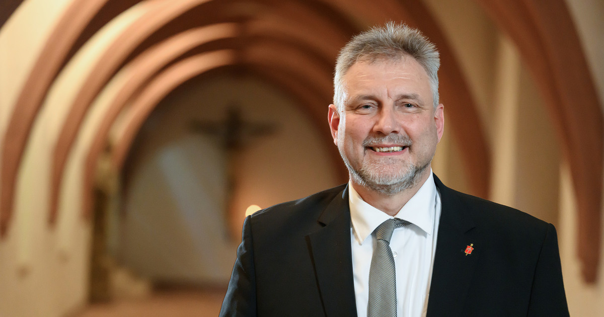 "Kirche darf nicht nur noch im Rückzug denken" | evangelisch.de