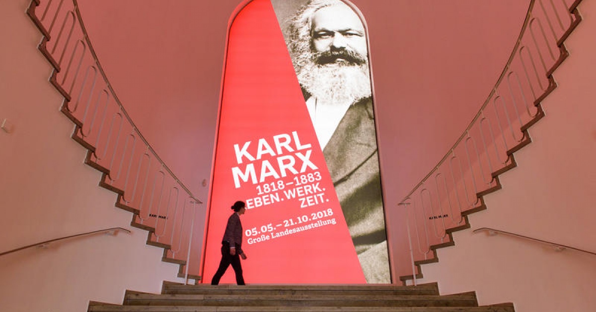 PEN-Zentrum fordert Moratorium für Marx-Denkmal | chrismon