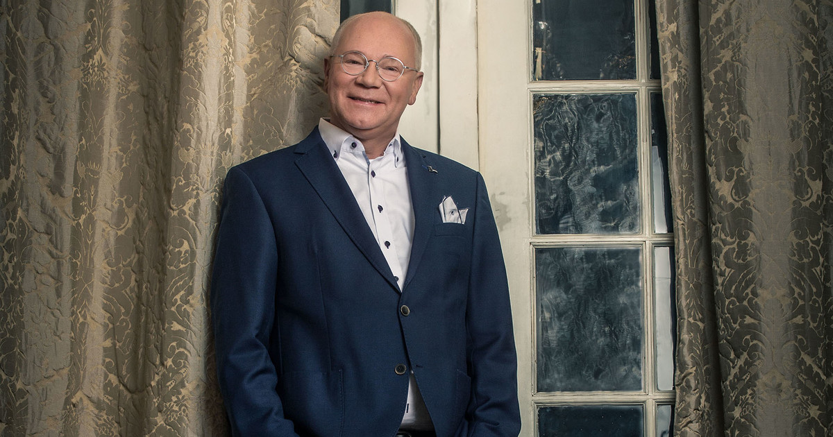 Komödiant Martin Rassau: "Lachen nimmt die Schwere" | evangelisch.de