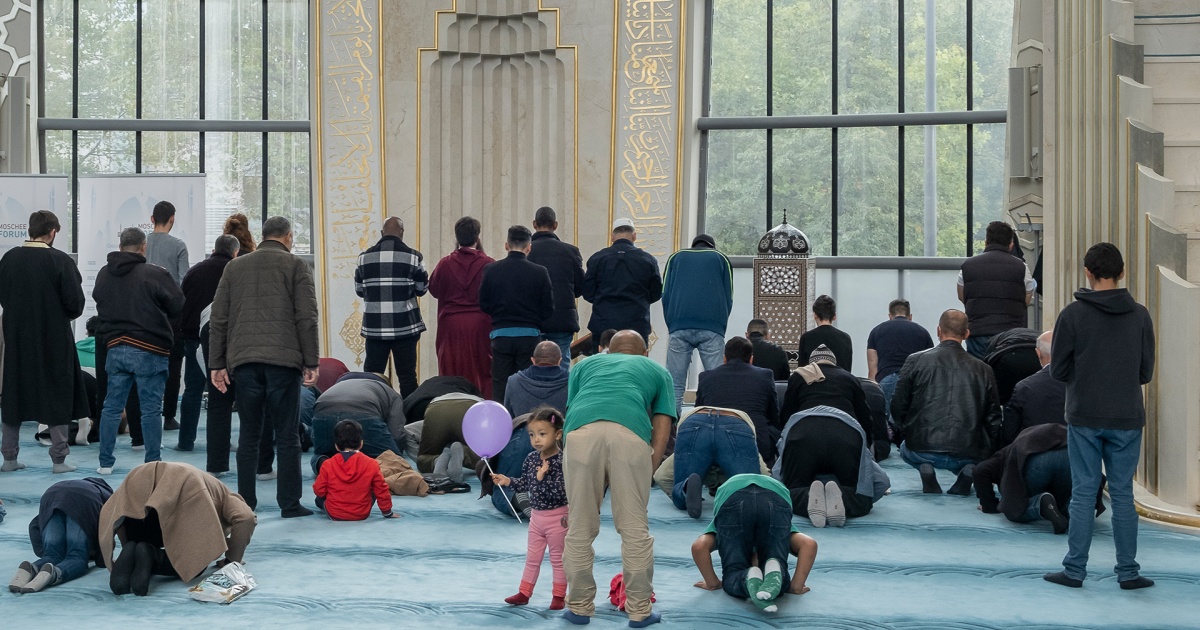 Darf jeder eine Moschee besuchen? | Religionen Entdecken