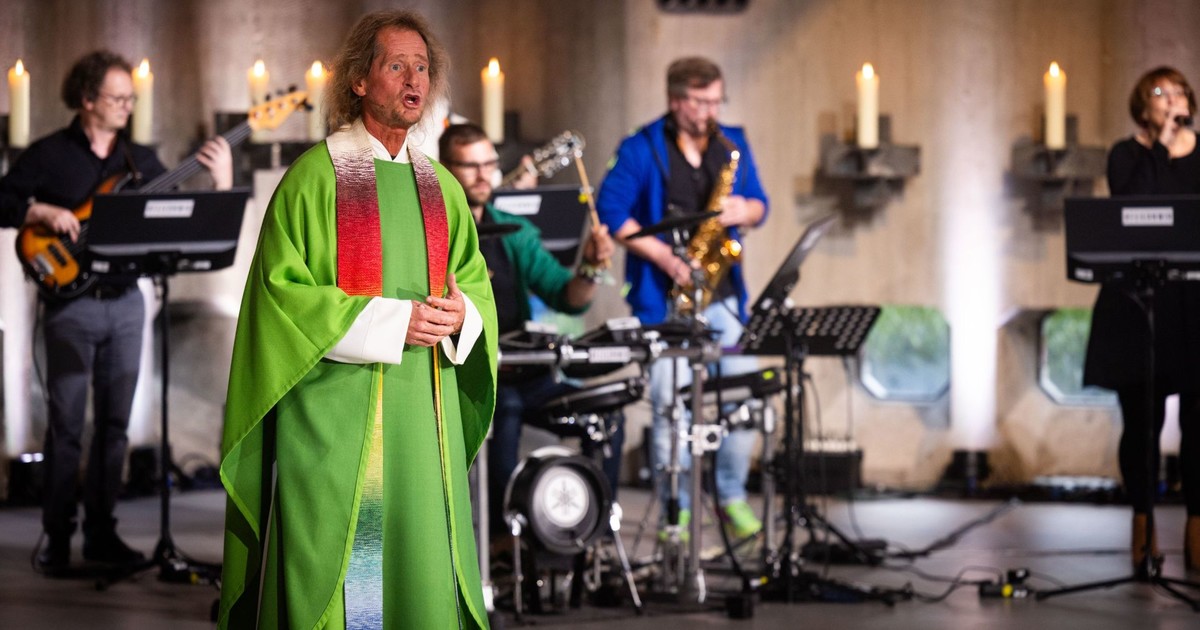 Erster katholischer queerer TV-Gottesdienst | evangelisch.de