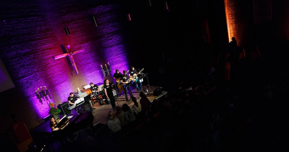 "ChurchNight" feiert Reformation an rund 800 Orten | evangelisch.de