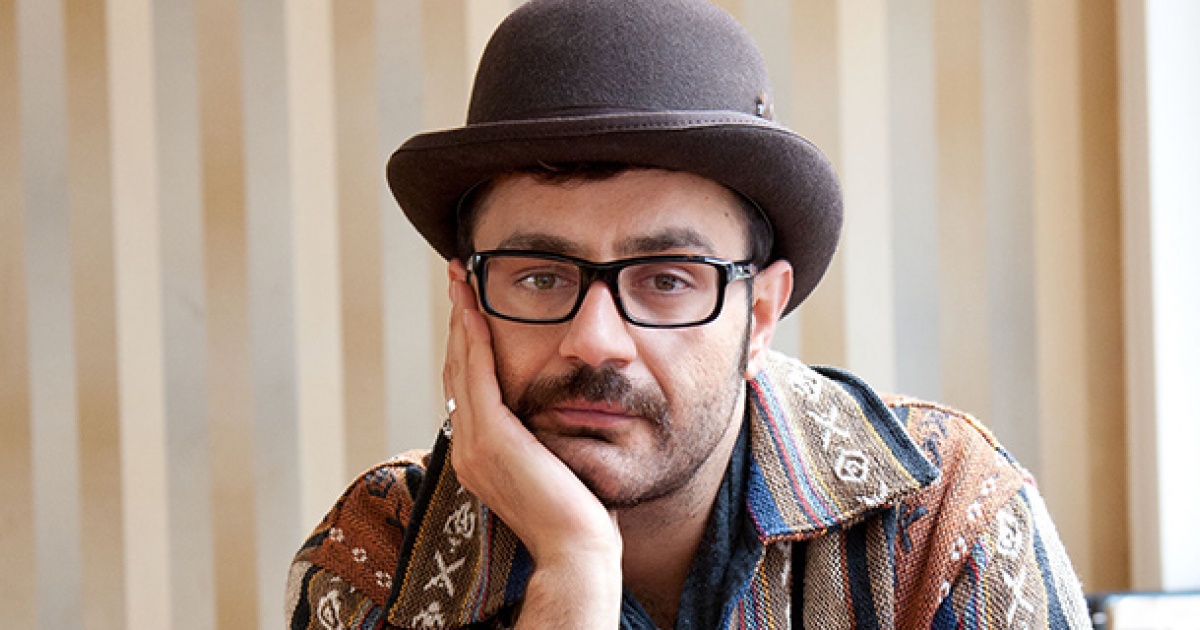 Rapper Shahin Najafi über Schuldgefühle und seine Heimat | chrismon