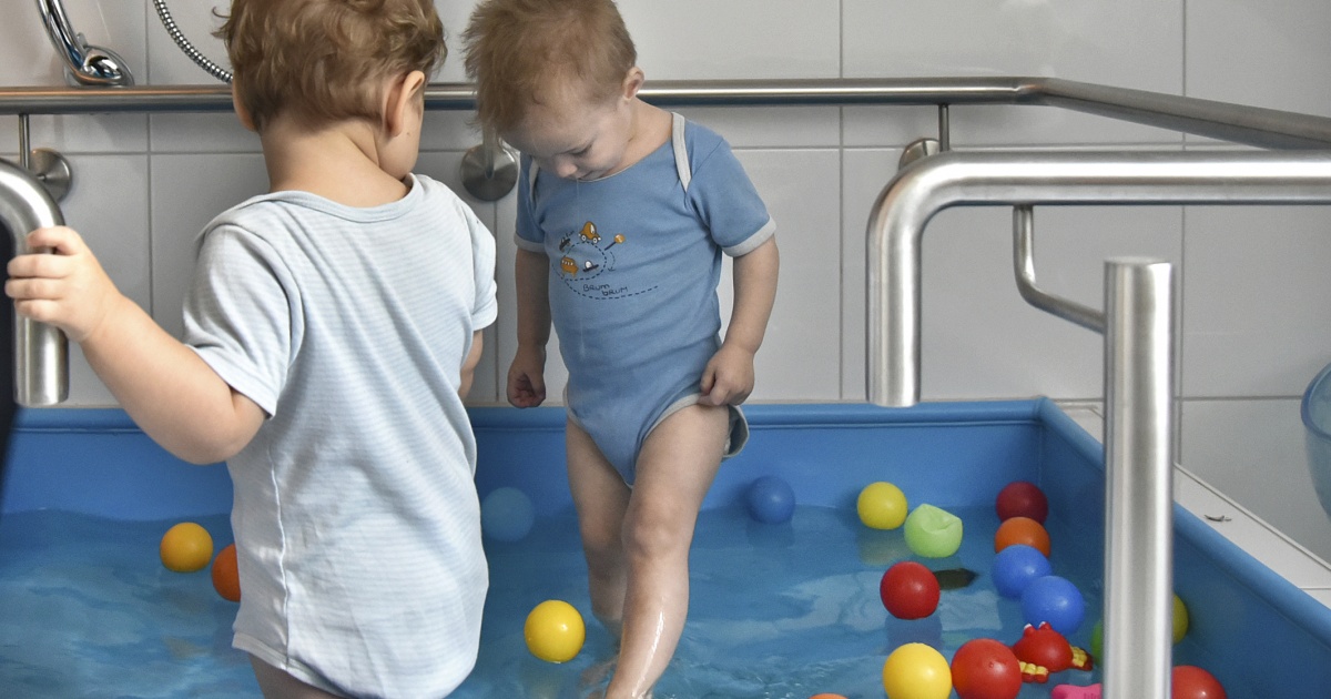 Mehr als Wassertreten: In Kneipp-Kitas sollen Kinder spielerisch lernen ...